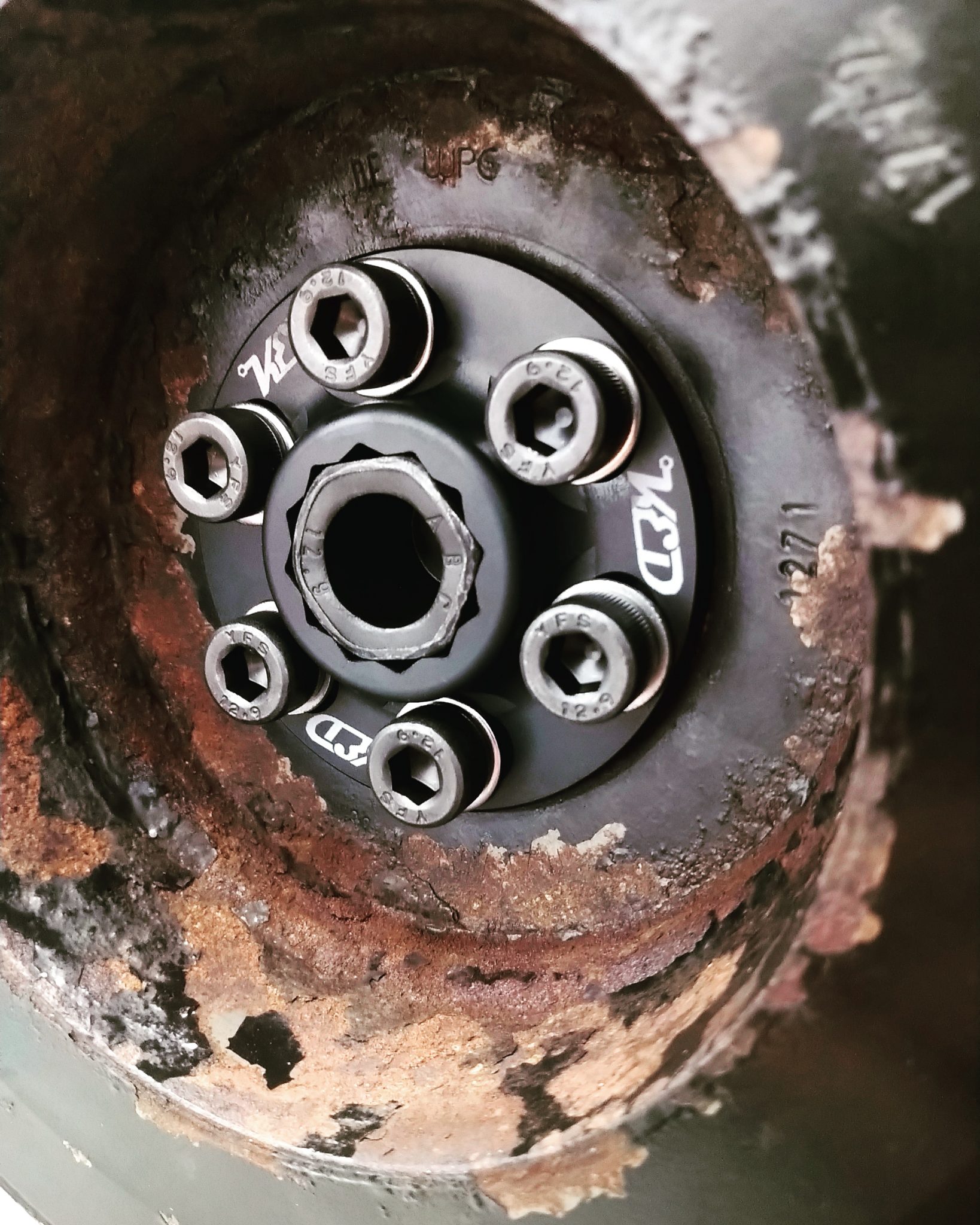 KED Crank Bolt Capture Plate (N54) - Hack EngineeringHack Engineering