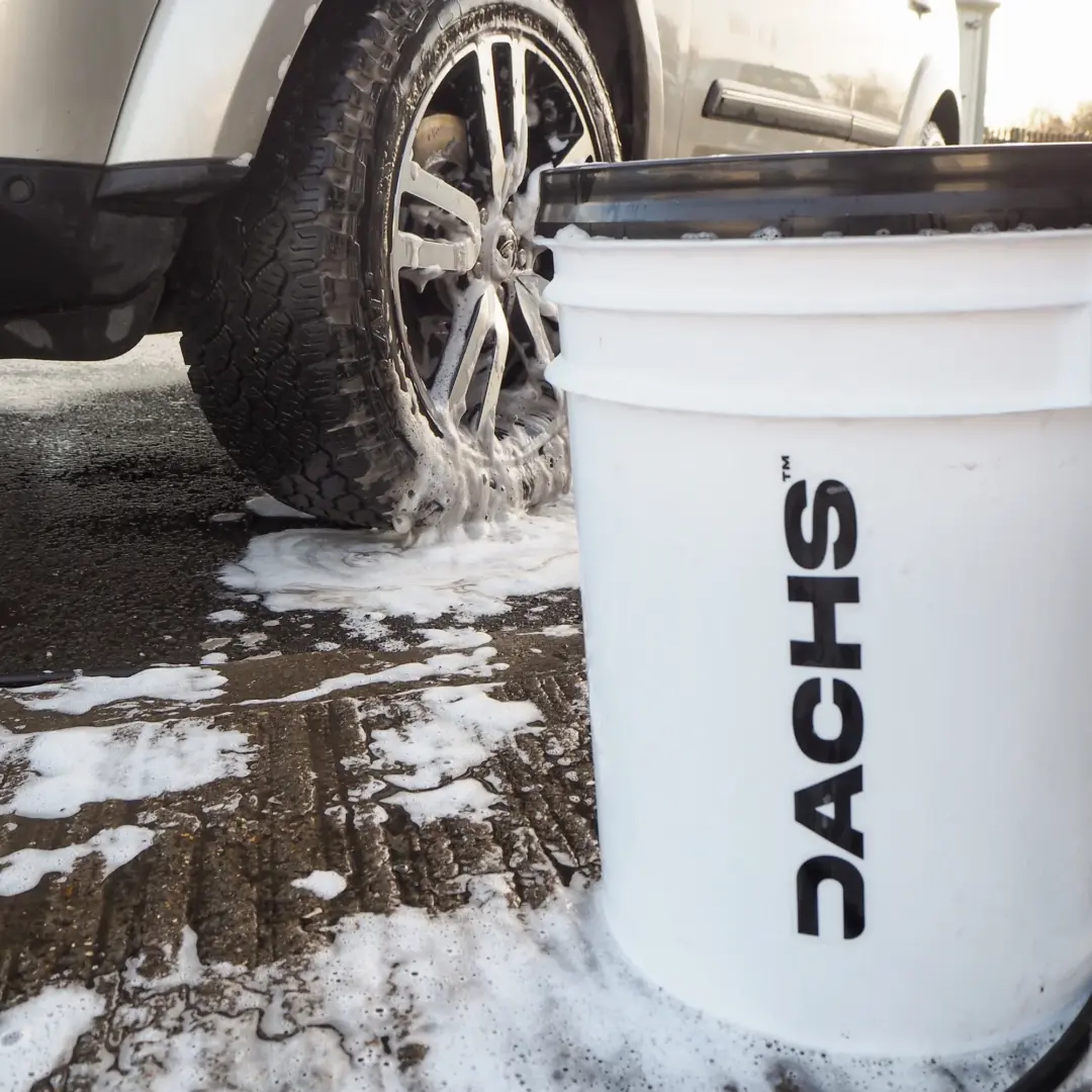 Dachs Grit Guard Bucket - Hack Engineering