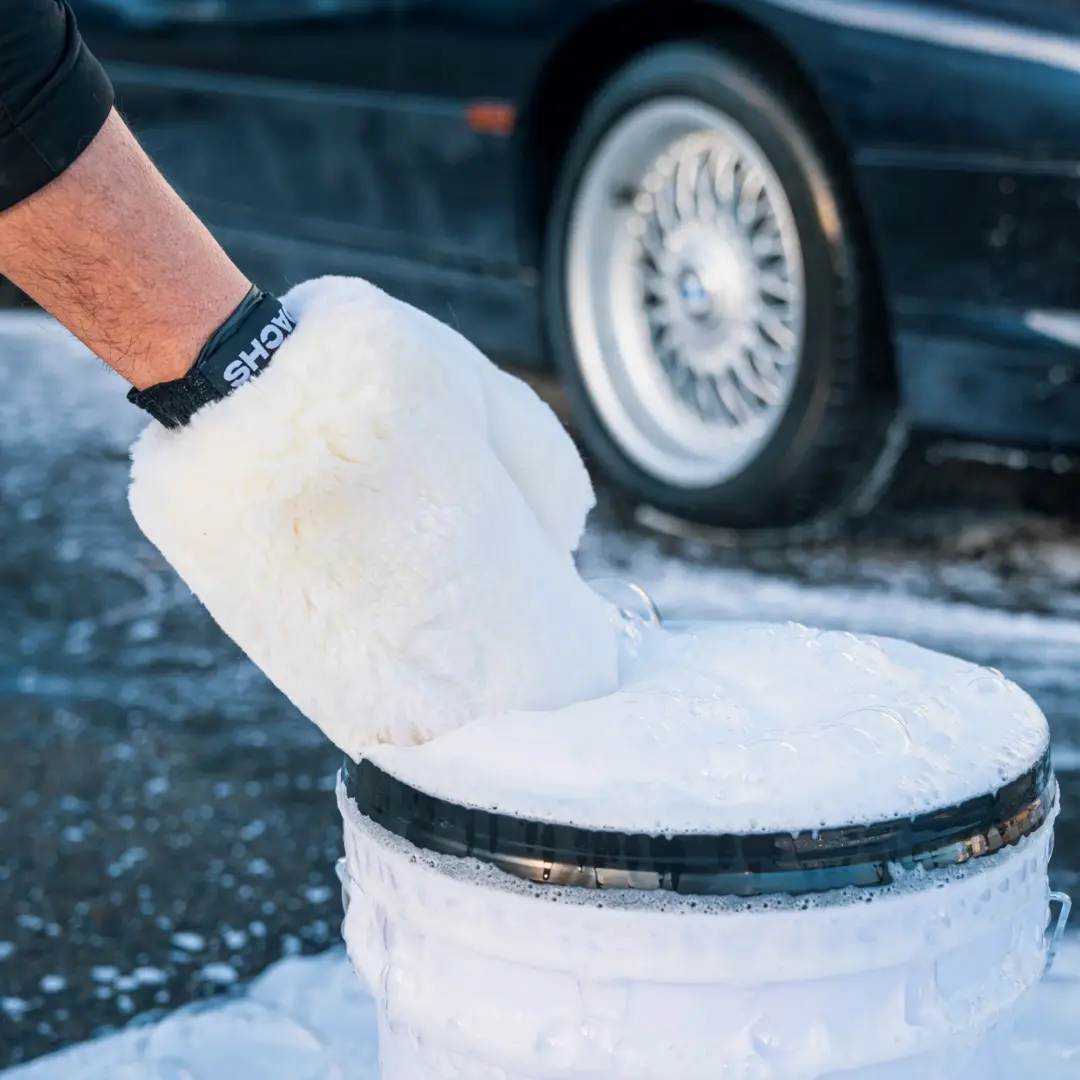 Dachs Lambswool Mitt - Hack Engineering