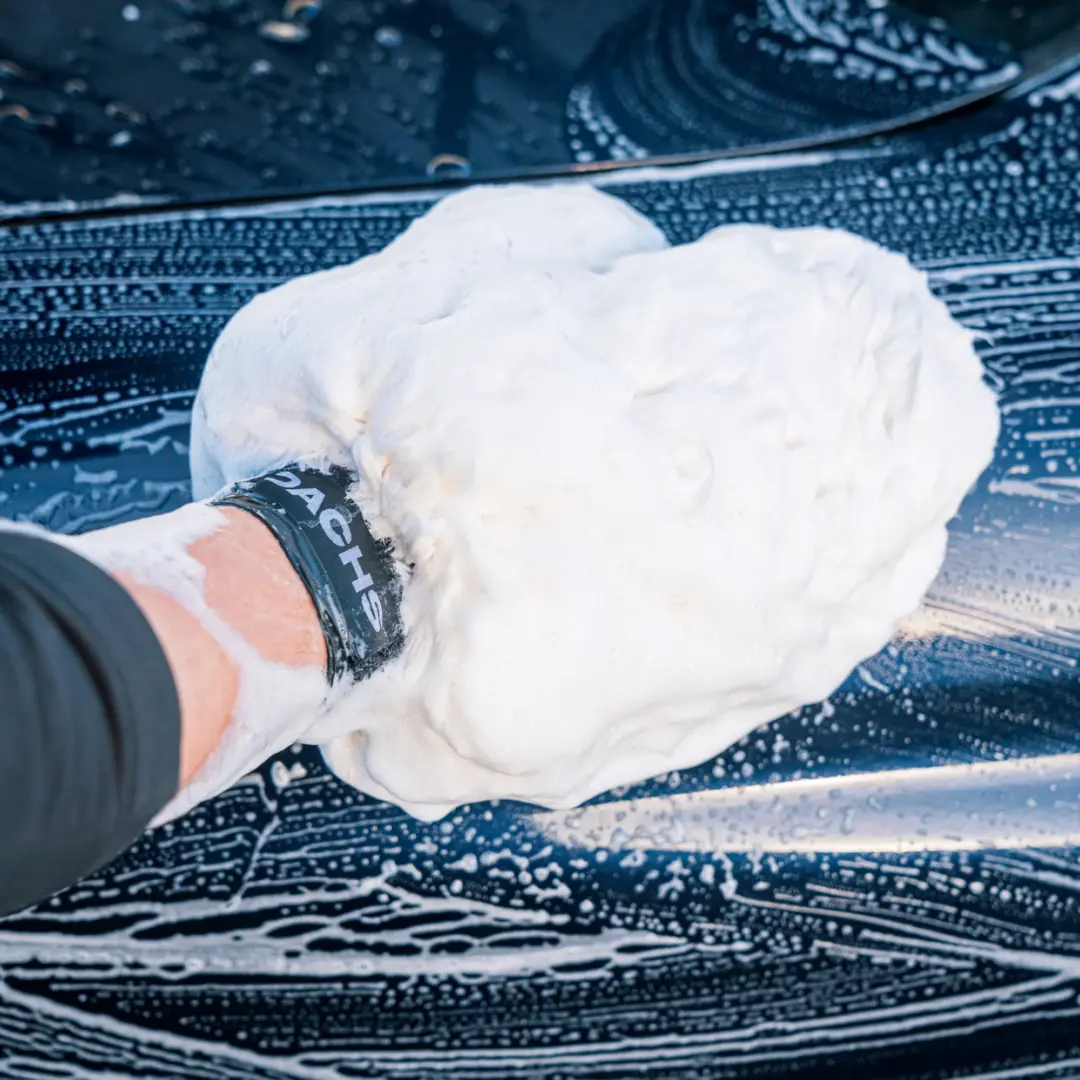 Dachs Lambswool Mitt - Hack Engineering