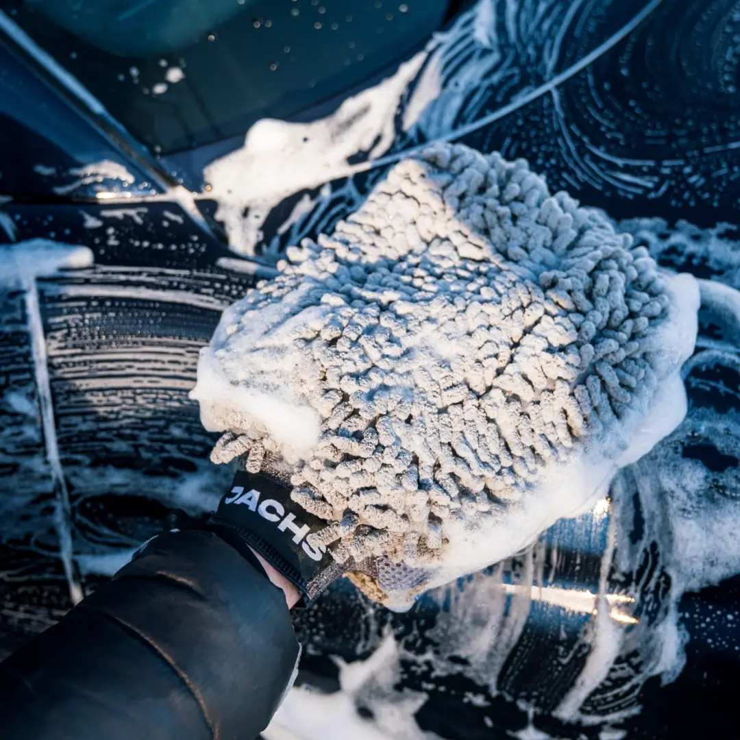 Dachs Dual Microfibre and Noodle Mitt - Hack Engineering