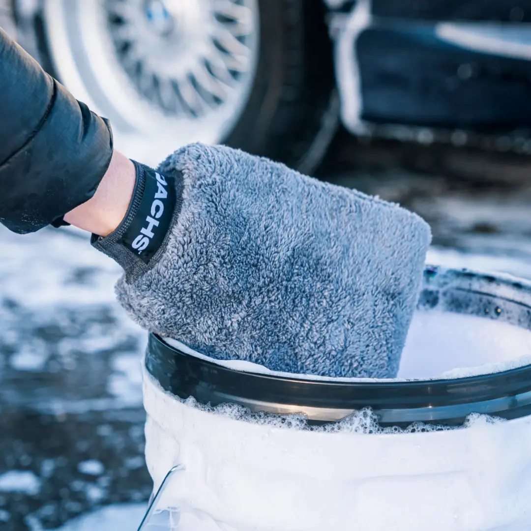 Dachs Microfibre Mitt - Hack Engineering