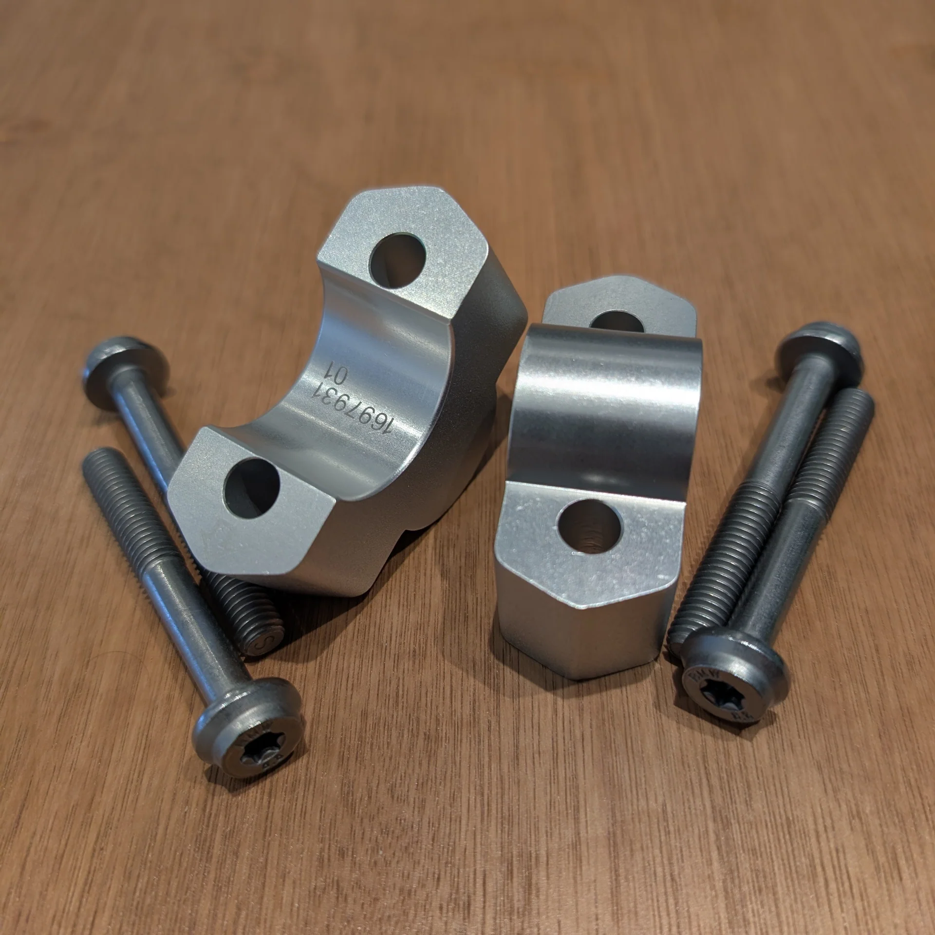 Handlebar Riser Retrofit Kit (F900GS) - Hack Engineering